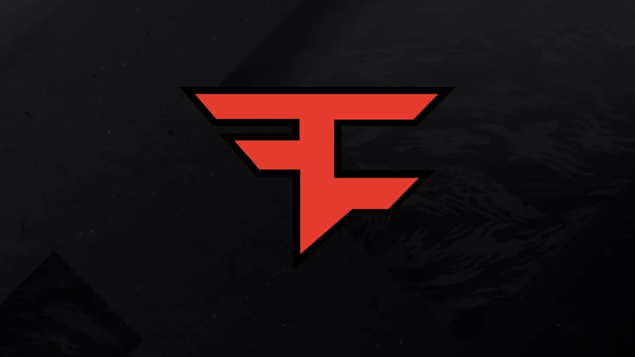 Video: Stranger Things actrice weggepest bij FaZe clan